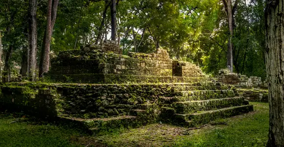 Descubre las fascinantes ruinas de Copán en Honduras