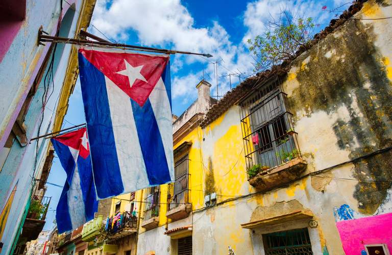 Tras los pasos de Hemingway… y más allá: una Habana que se siente